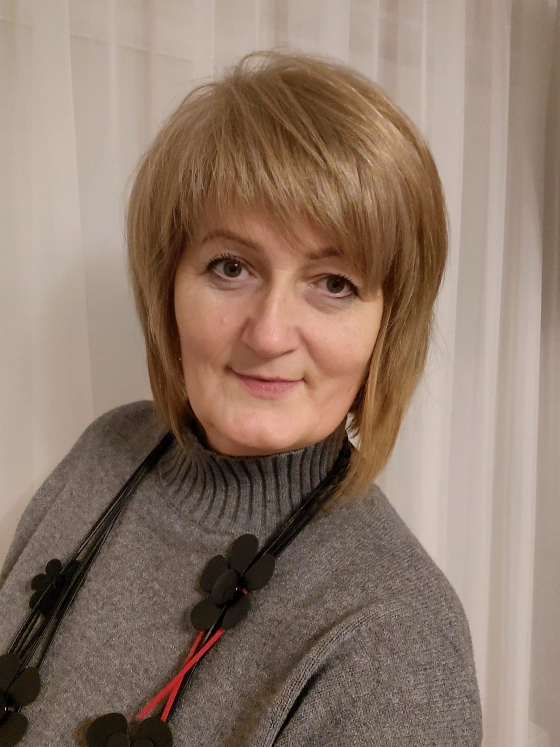 Kontaktinformācija – Daugavpils Valstspilsētas vidusskola